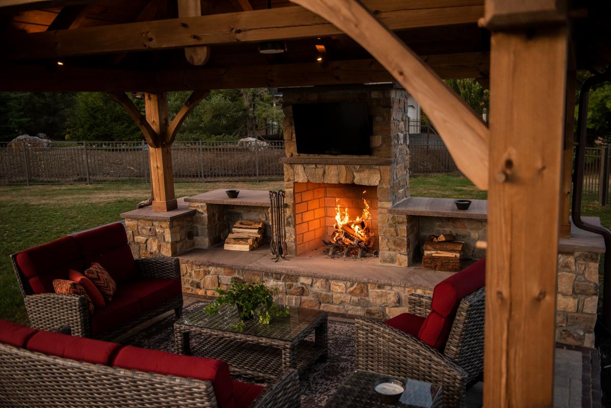6 Outdoor Fireplace Ideas for Your Backyard | Homestead Structures