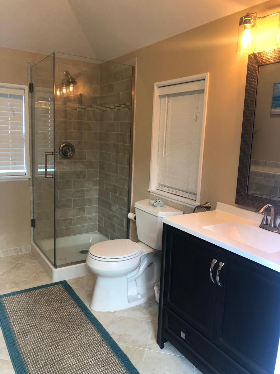 5 Reasons Why You Want a Pool House with a Bathroom | Homestead Structures